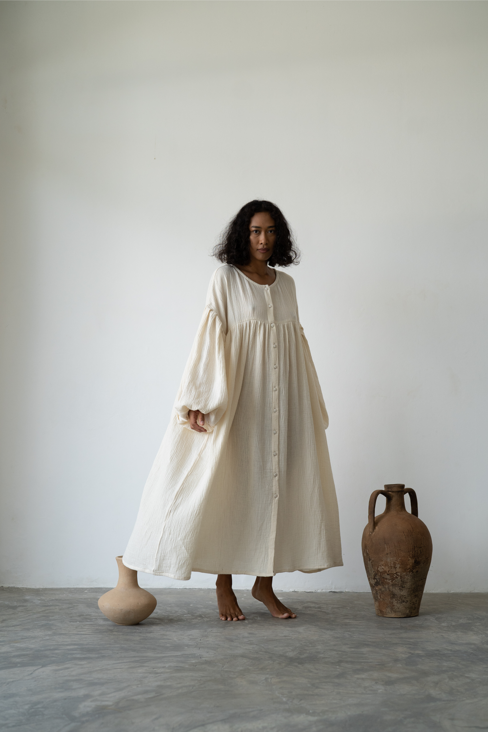 Avy & Co. Linen | Gold